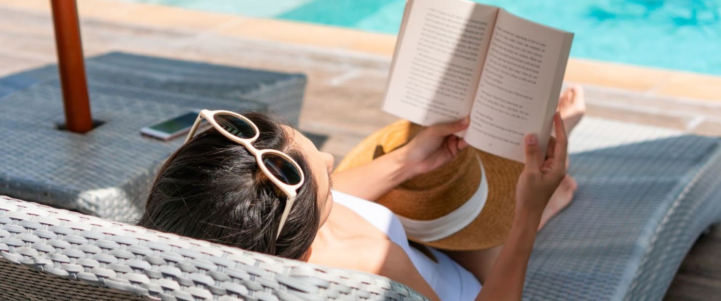 16 Books to Read by the Pool